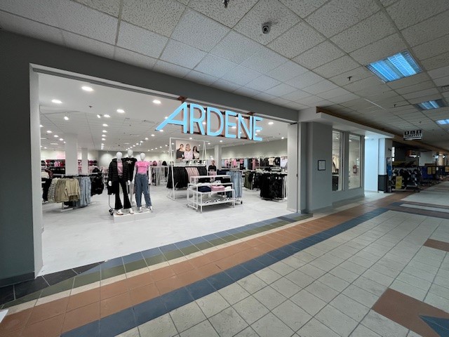cc2b54 | Ardene - Les promenades du cuivre
